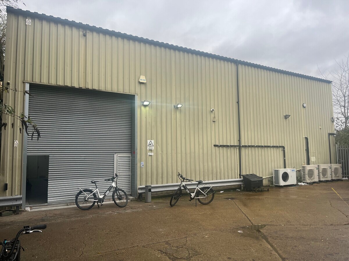 Ingate Pl, London, SW8 3NS | LoopNet