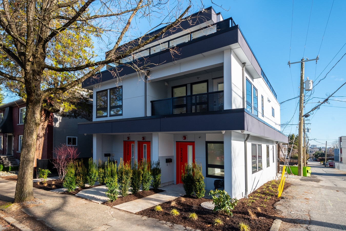 2432 Fraser St, Vancouver, BC V5T 1X8 | LoopNet