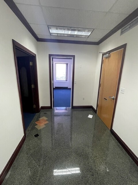 401-407 Lincoln Rd, Miami Beach, FL 33139 - 407 BUILDING | LoopNet