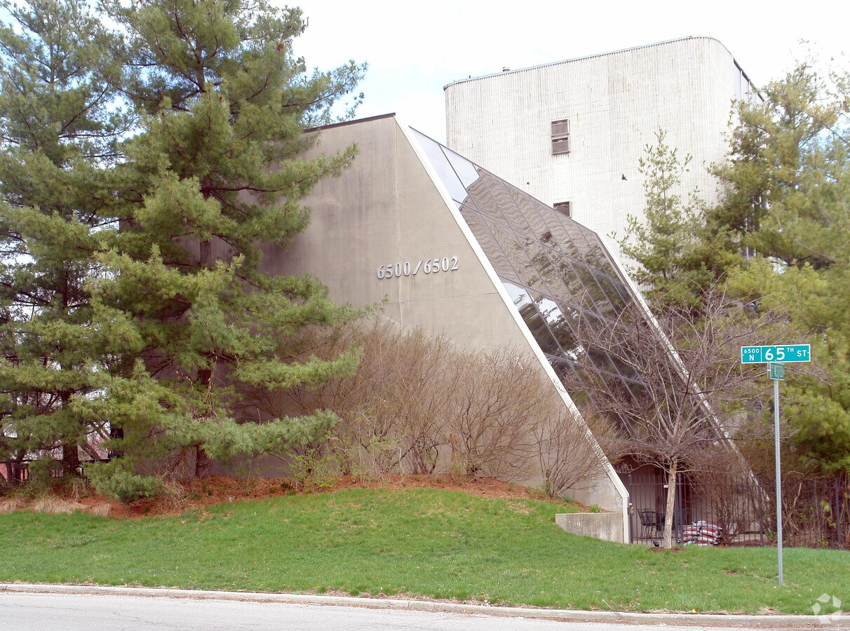 6500-6502 E Westfield Blvd, Indianapolis, IN 46220 | LoopNet