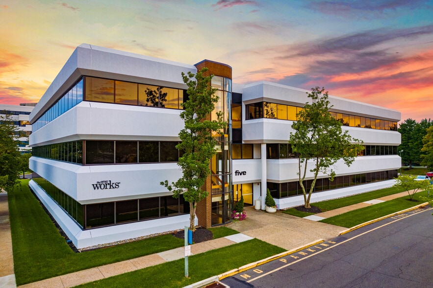 8 Neshaminy Interplex, Trevose, PA 19053 - Eight Neshaminy Interplex | LoopNet