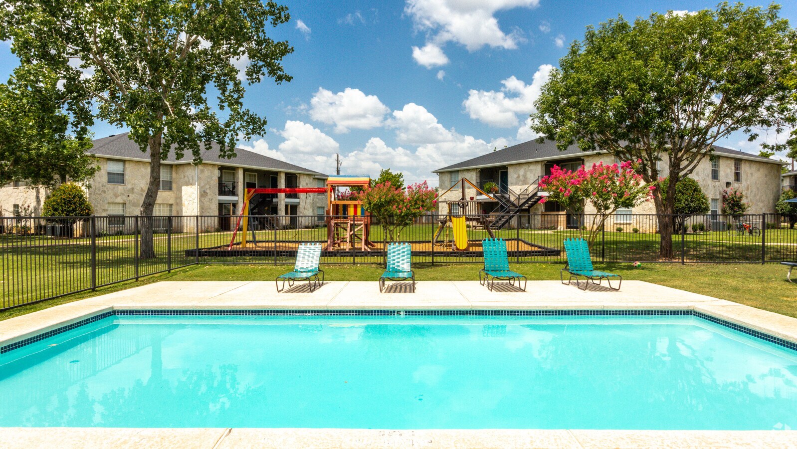 1019 Friendship Ln, Fredericksburg, TX 78624 | LoopNet