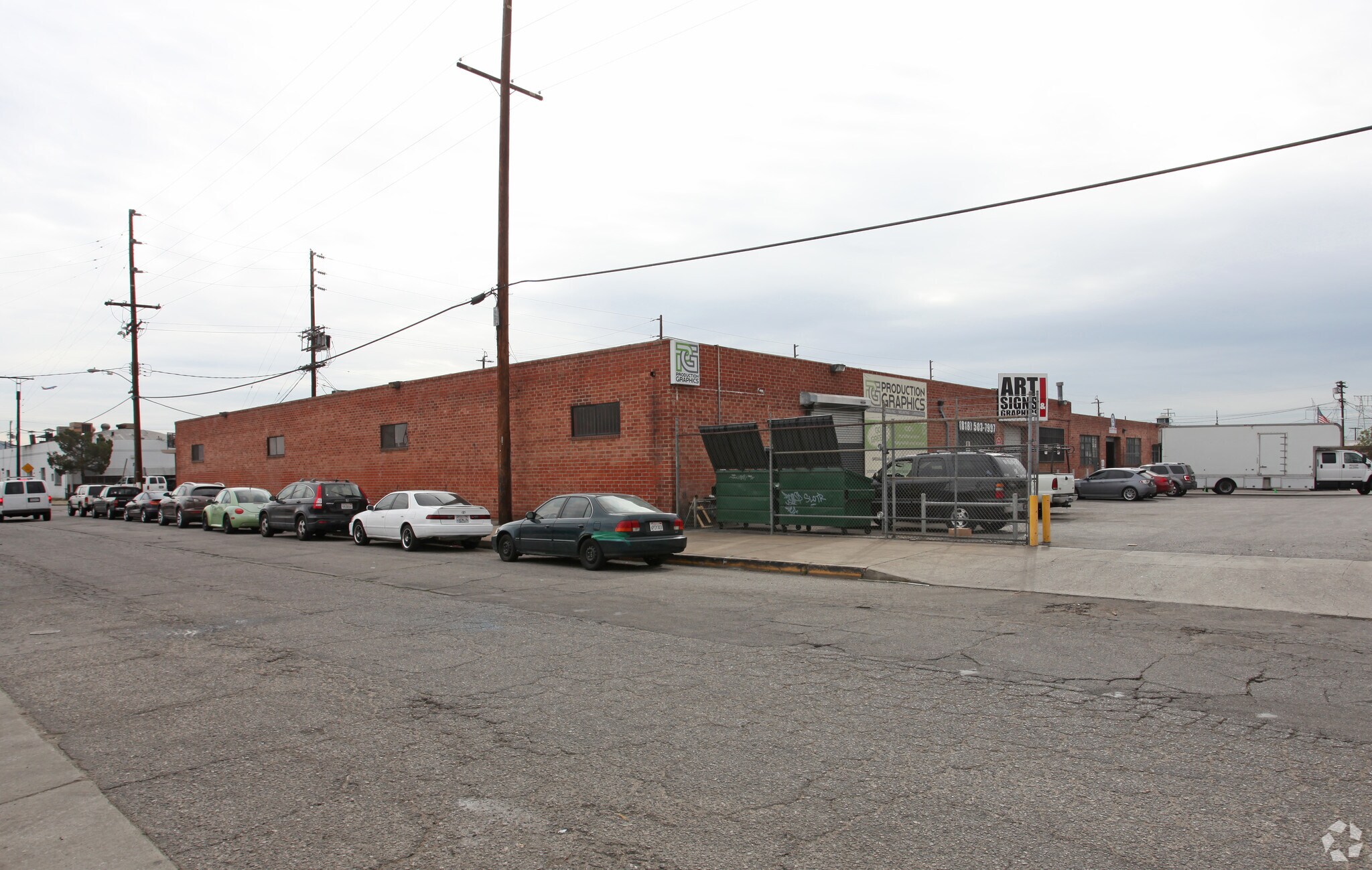 6921-6945 Farmdale Ave, North Hollywood, CA 91605 - Industrial for Lease | LoopNet