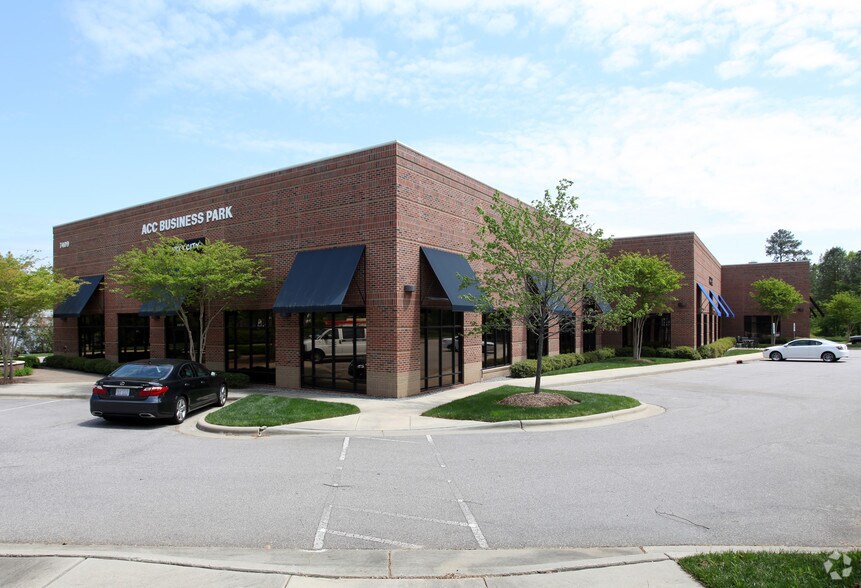 7409 ACC Blvd, Raleigh, NC 27617 | LoopNet