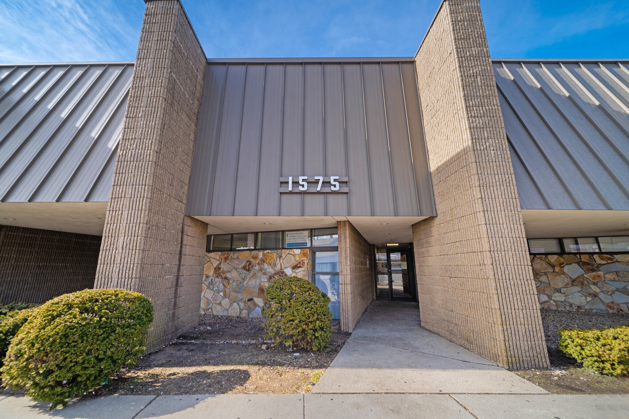 1575 Hillside Ave, New Hyde Park, NY 11040 - Office for Sale | LoopNet