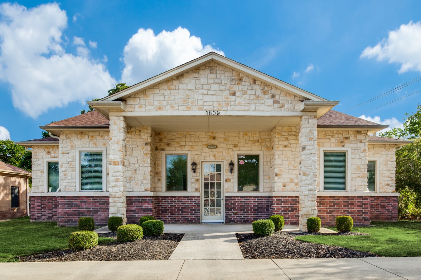 1809 Precinct Line Rd, Hurst, TX 76054 | LoopNet