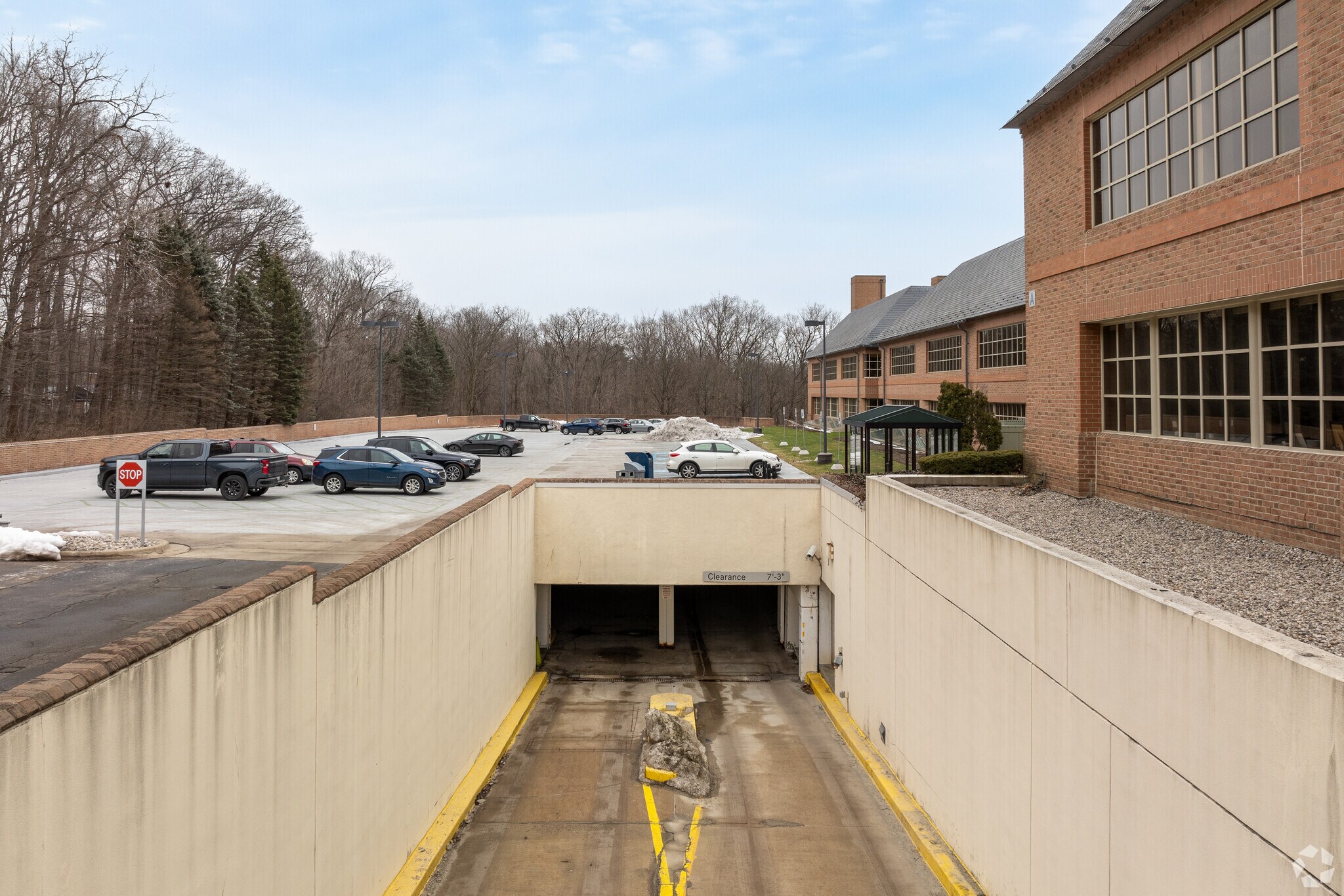 27777 Inkster Rd, Farmington Hills, MI 48334 - Trophy Office HQ with I ...