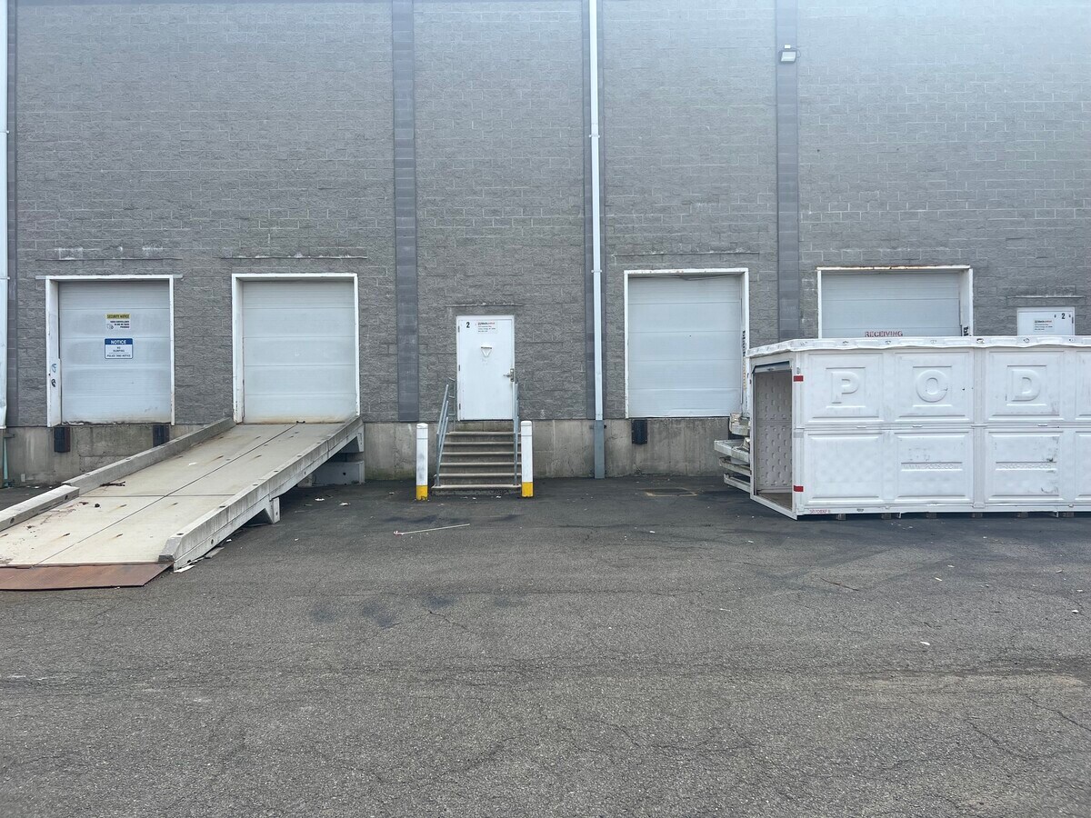 618 Corporate Way, Valley Cottage, NY 10989 | LoopNet