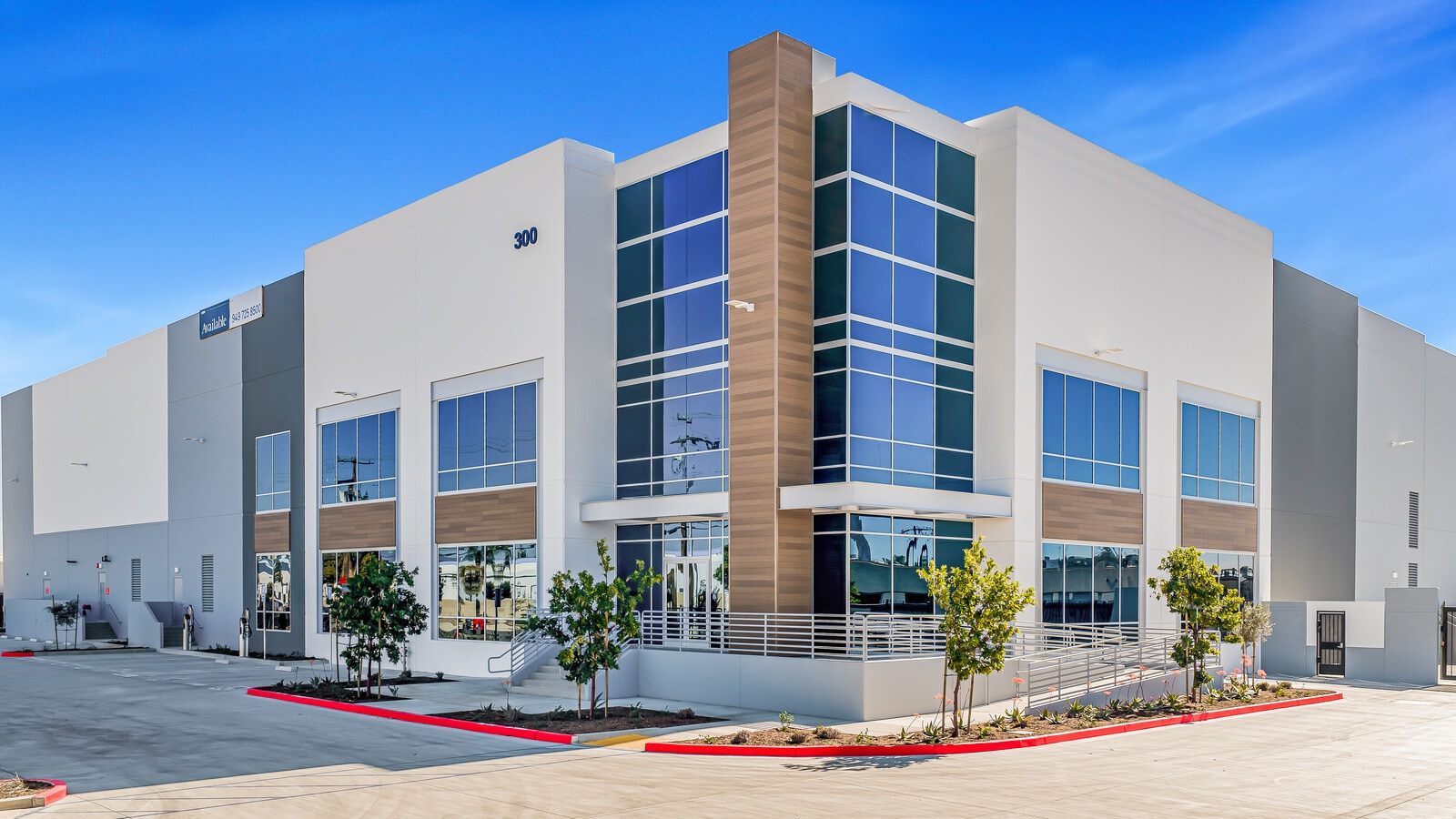 300 E Dyer Rd, Santa Ana, CA 92707 - Dyer Distribution Center | LoopNet