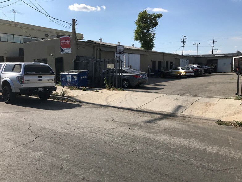 14701-14709 Lull St, Van Nuys, CA 91405 | LoopNet