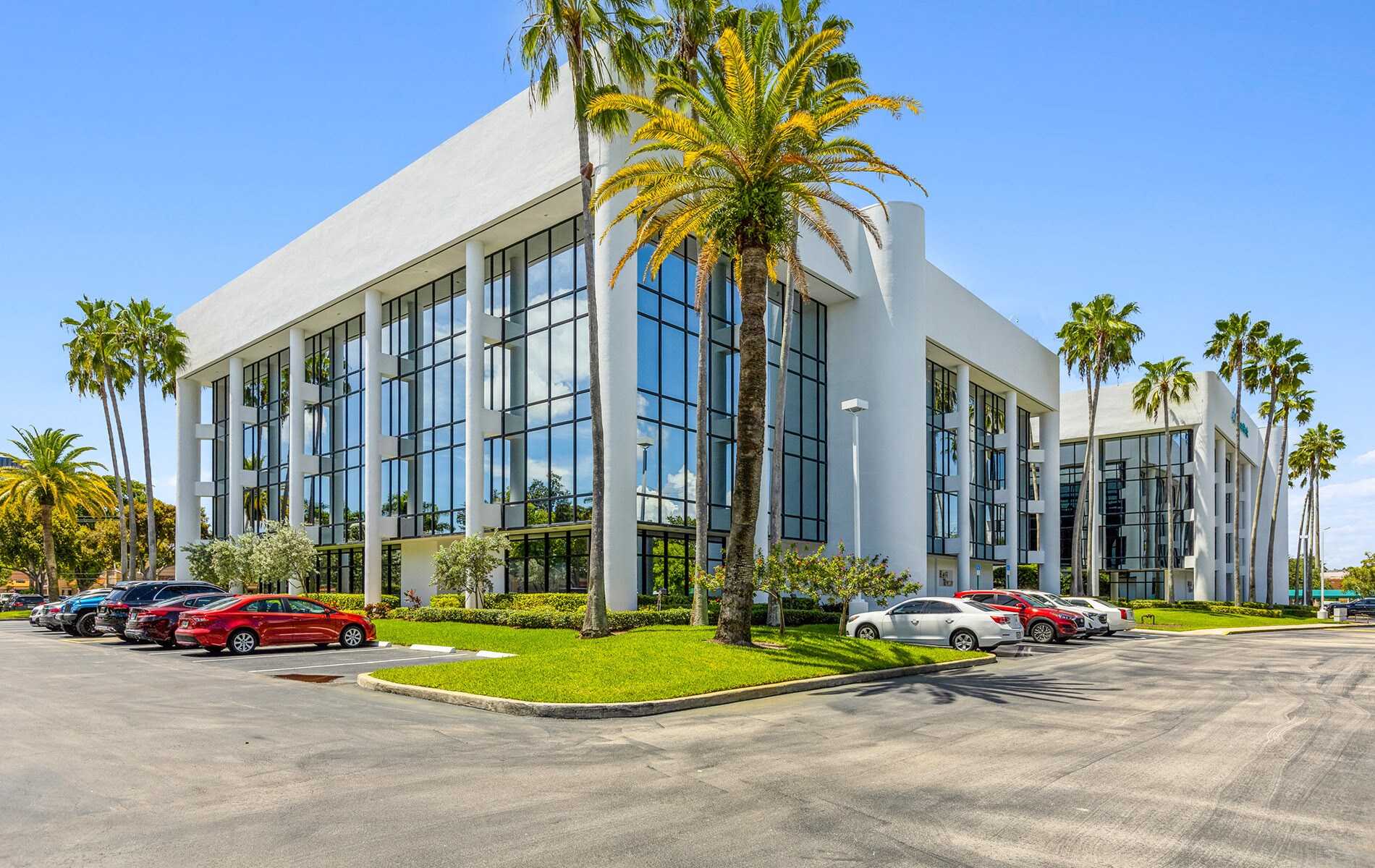 2300 Glades Rd, Boca Raton, FL 33431 - Glades Twin Plaza | LoopNet