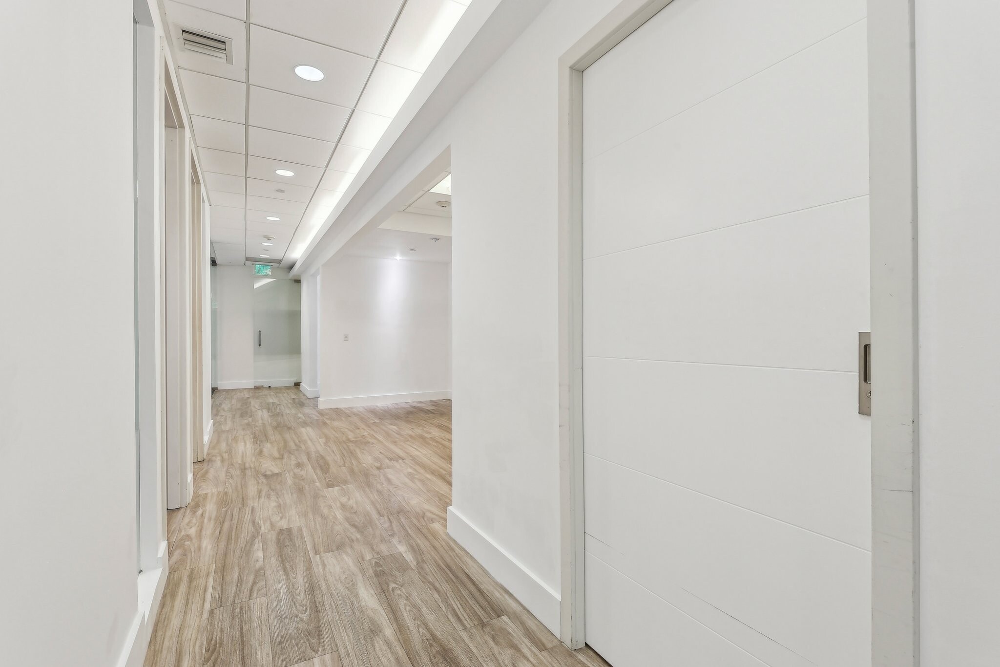 1200 Brickell Ave, Miami, FL 33131 - 1200 Brickell | LoopNet
