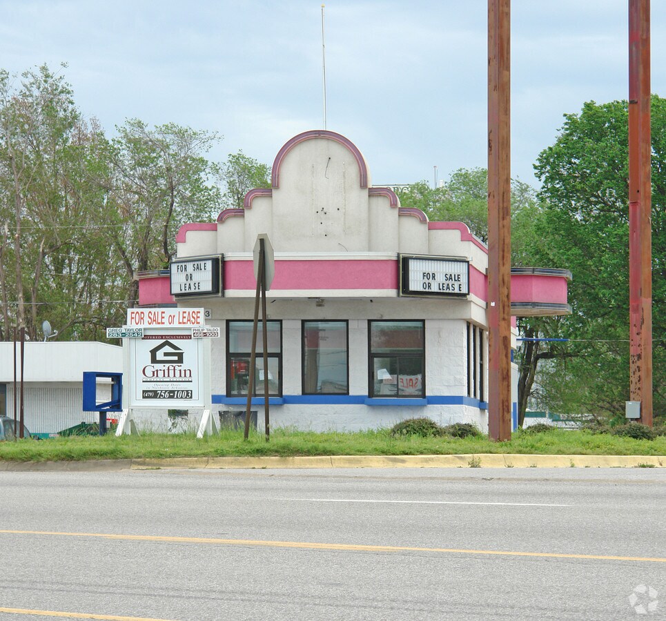1503 S Thompson St, Springdale, AR 72764 | LoopNet