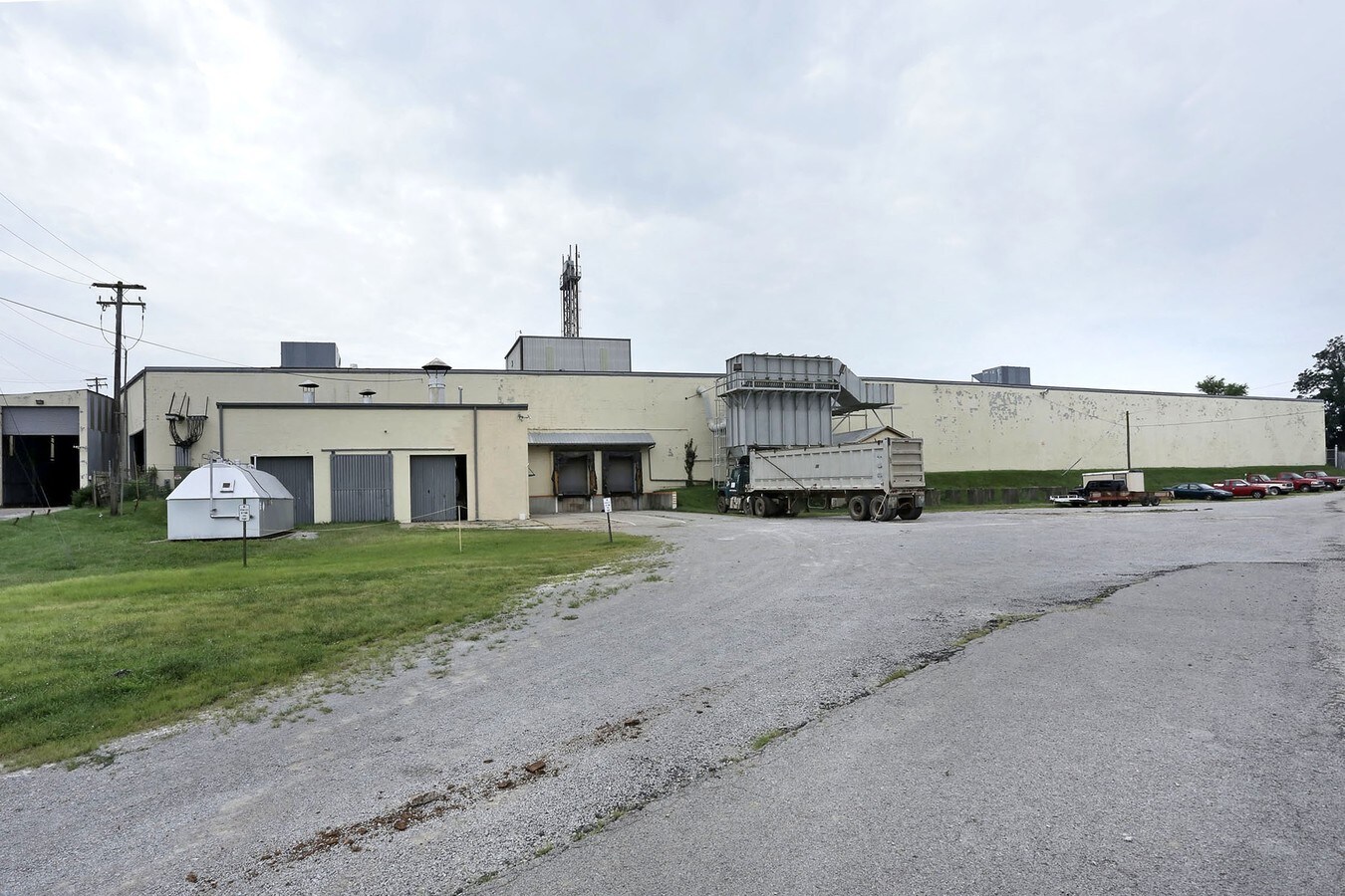 1247 Versailles Rd, Lexington, KY 40508 | LoopNet