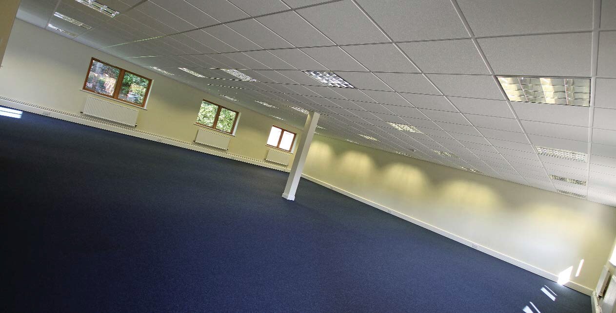 13 Royds Hall Rd, Leeds, WYK LS12 6AJ | LoopNet