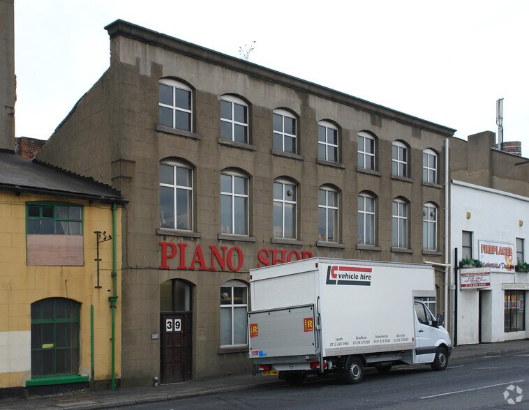 39 Holbeck Ln, Leeds, LS11 9UL - Retail for Sale | LoopNet