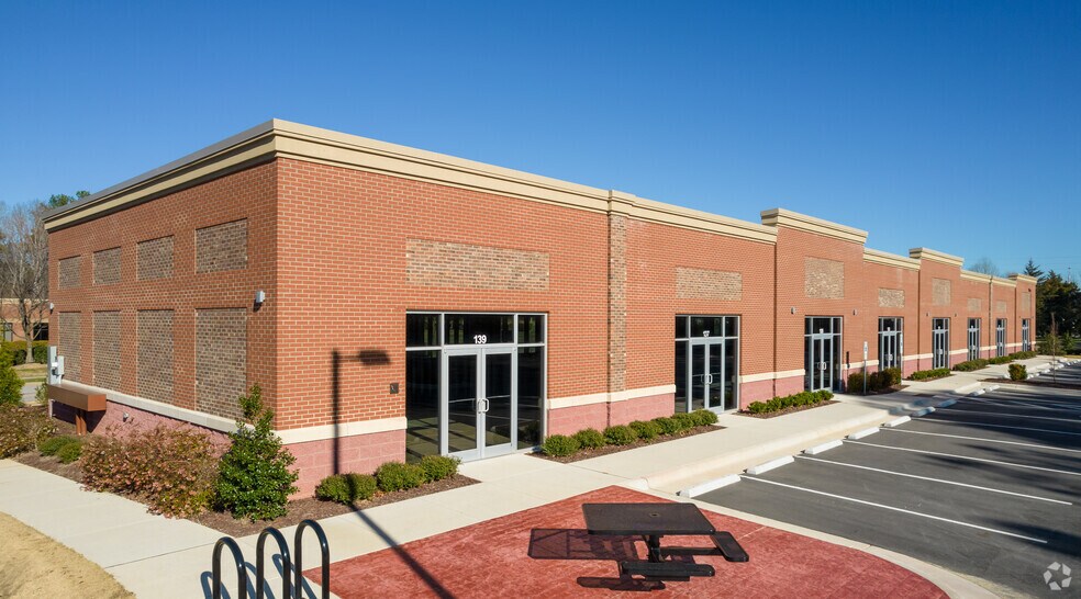 141 Rosewood Centre Dr, Holly Springs, NC 27540 | LoopNet 141 Rosewood Centre Dr, Holly Springs, NC 27540 | LoopNet