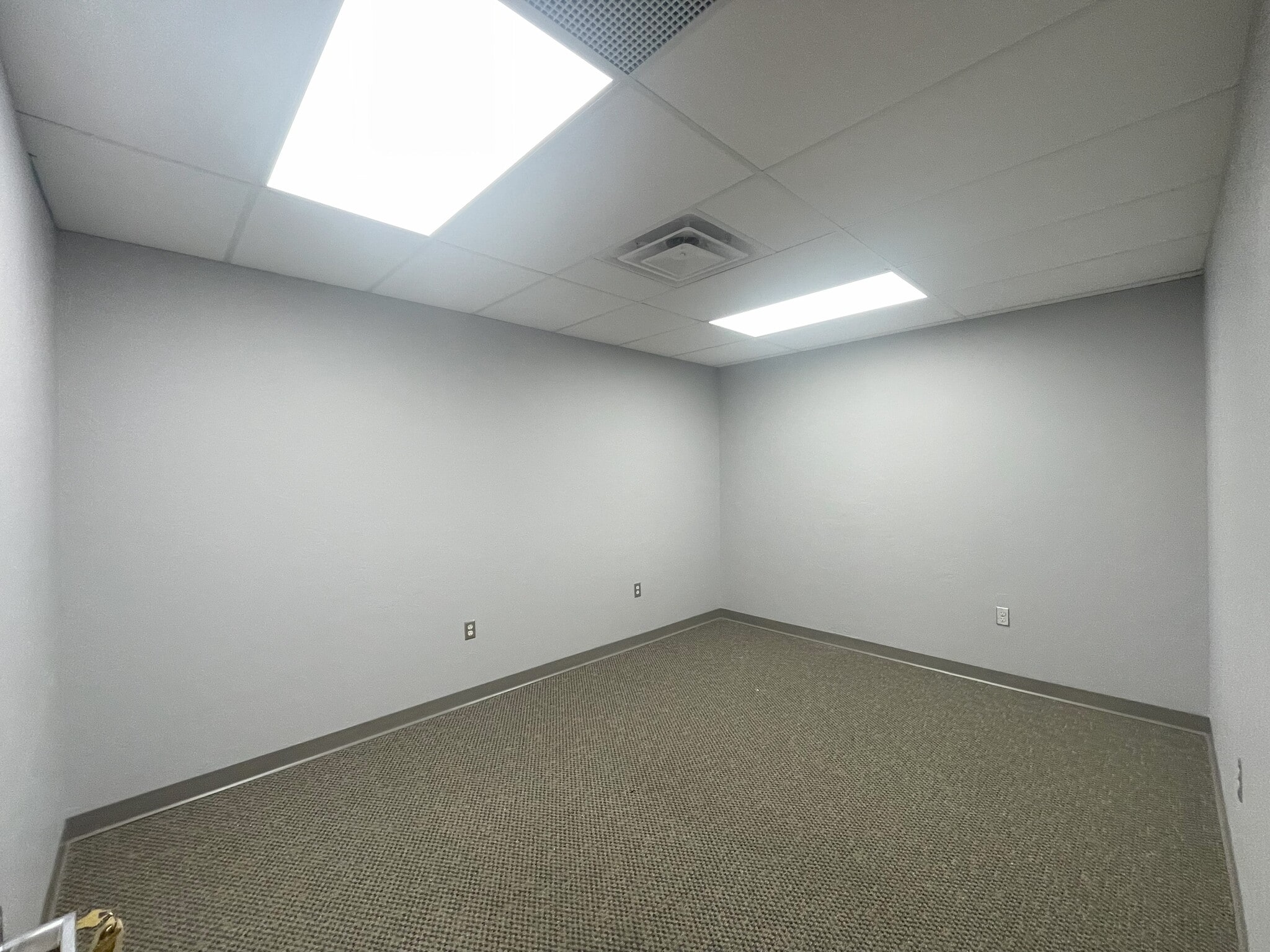 5700 N Portland Ave, Oklahoma City, OK 73112 - Portland Plaza | LoopNet