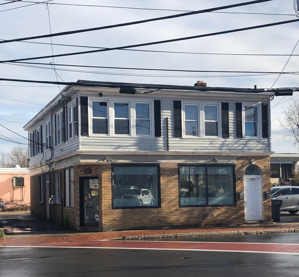 1728 Cranston St, Cranston, RI 02920 | LoopNet