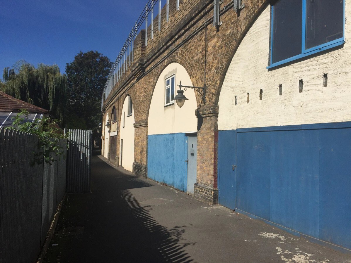Wilson Walk, London, W4 1TP | LoopNet