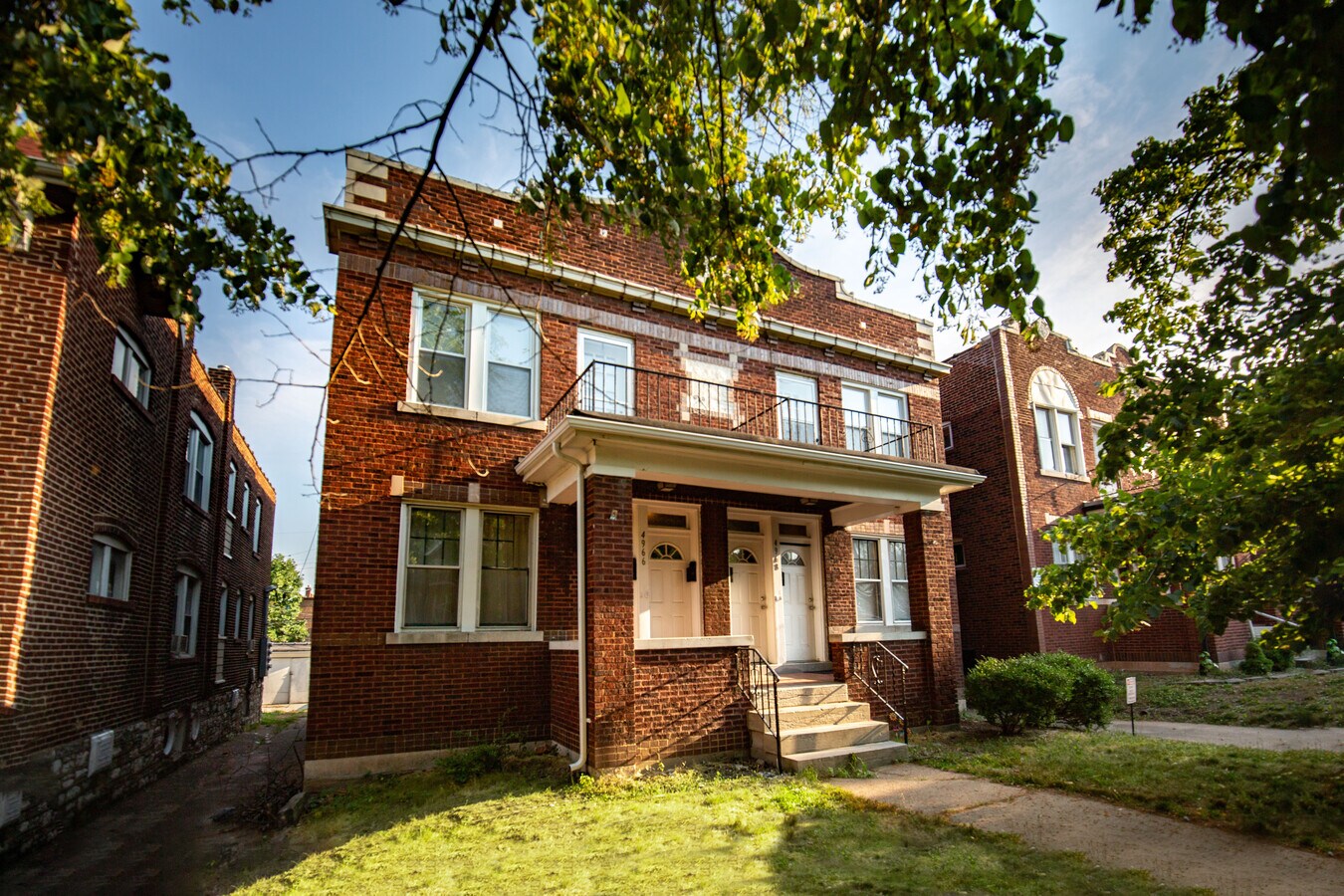 4966 Chippewa St, Saint Louis, MO 63109 | LoopNet