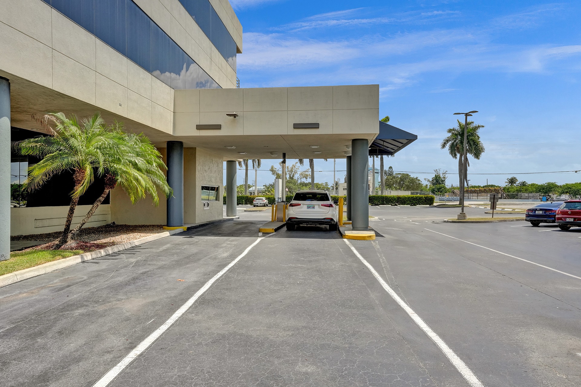 4491 S State Road 7, Davie, FL 33314 - Broward Corporate Center | LoopNet