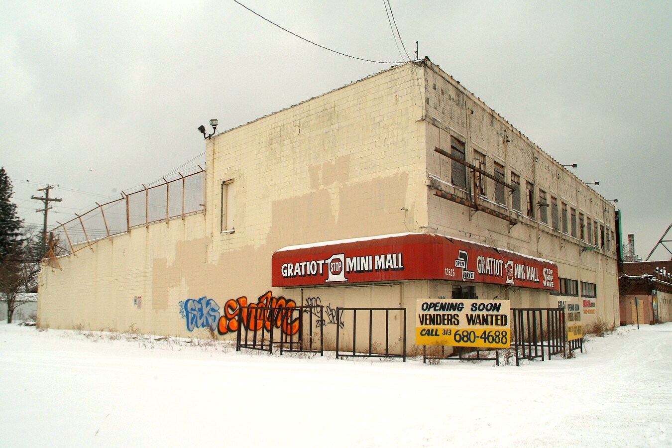 12525 Gratiot Ave, Detroit, MI 48205 | LoopNet