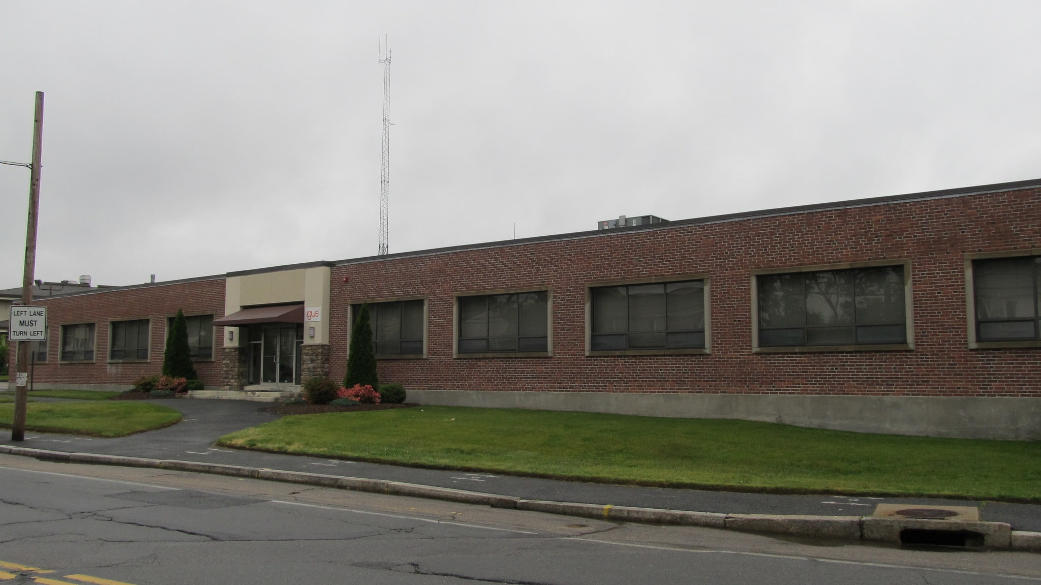 50 N Broadway, Rumford, RI 02916 - Igus Building | LoopNet