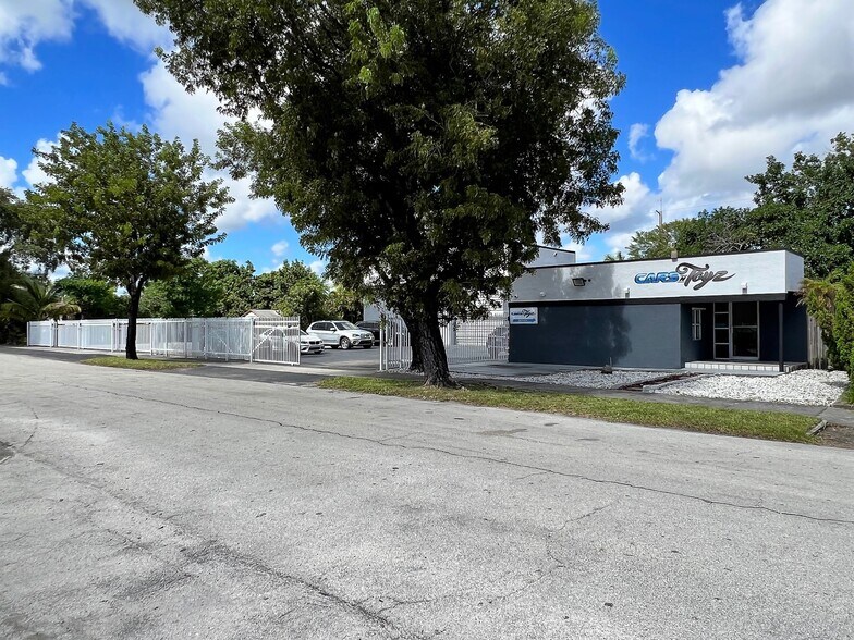 6009 Dawson St, Hollywood, FL 33023 | LoopNet