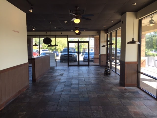 1525 Bay Tree Rd, Valdosta, GA 31602 - Bay Tree Shopping Center | LoopNet