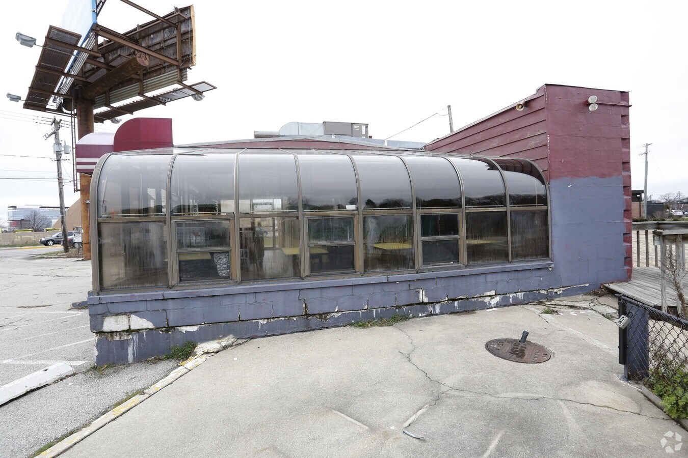 1580 E Algonquin Rd, Schaumburg, IL 60173 | LoopNet