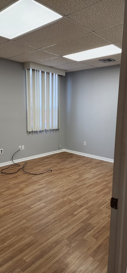 430 Highland Ave, Cheshire, CT 06410 | LoopNet