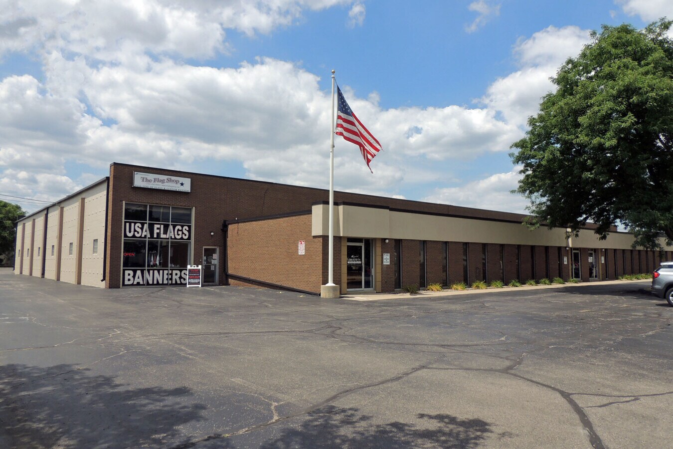 11665-11721 Levan Rd, Livonia, MI 48150 | LoopNet