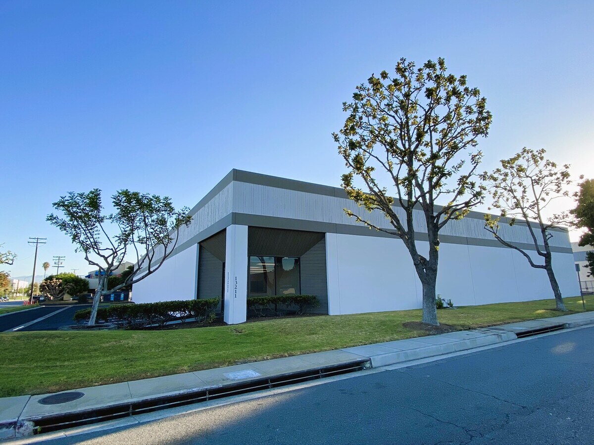 13211 Florence Ave, Santa Fe Springs, CA 90670 | LoopNet