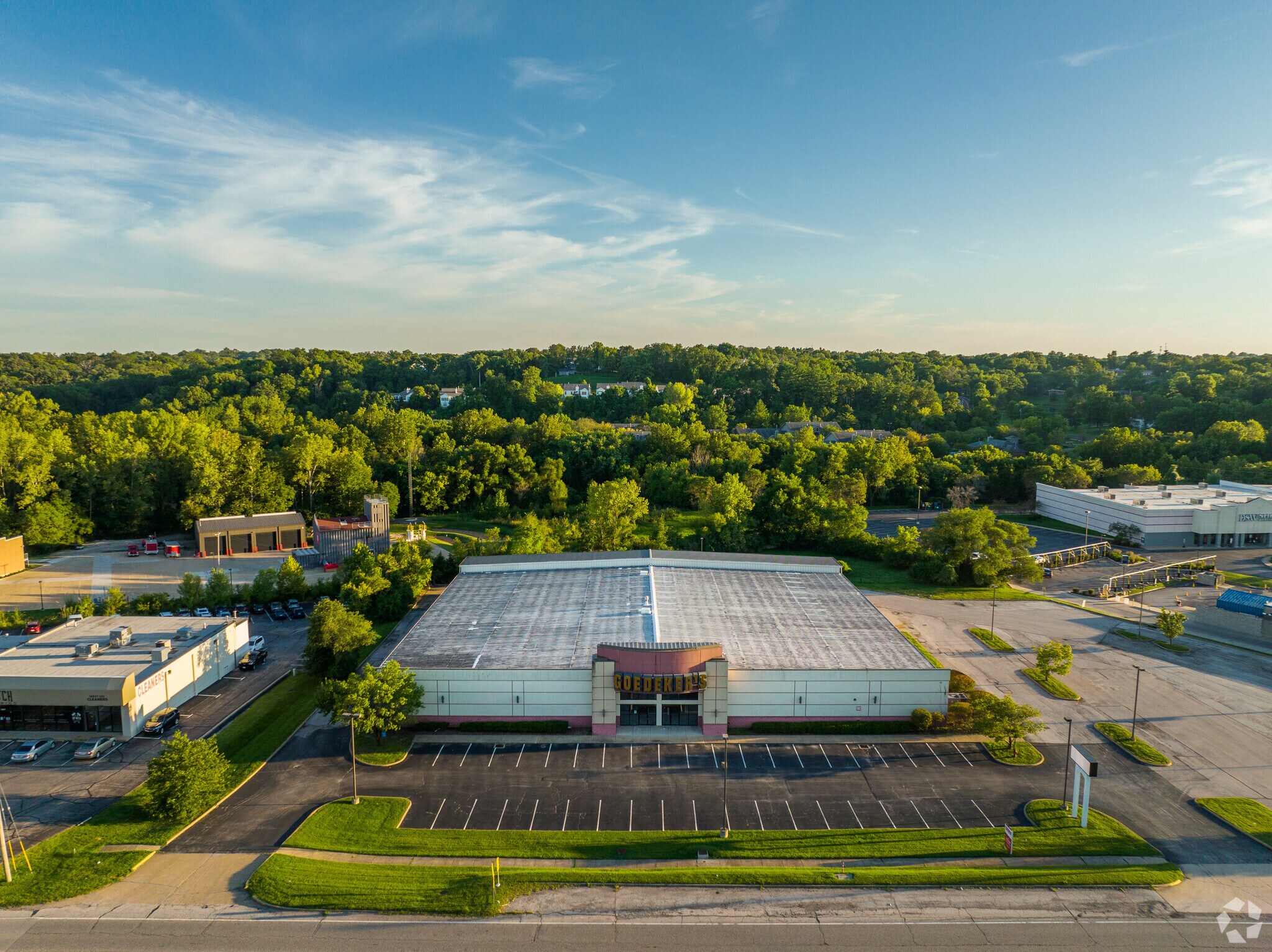 13850 Manchester Rd, Manchester, MO 63011 - Retail for Sale | LoopNet