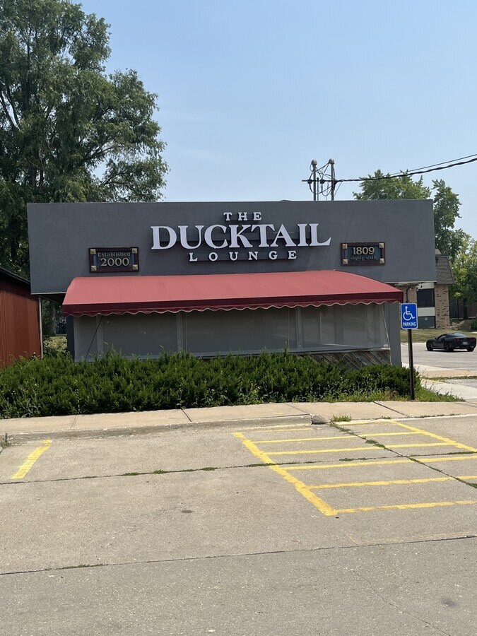 1809 NW 86th St, Clive, IA 50325 | LoopNet