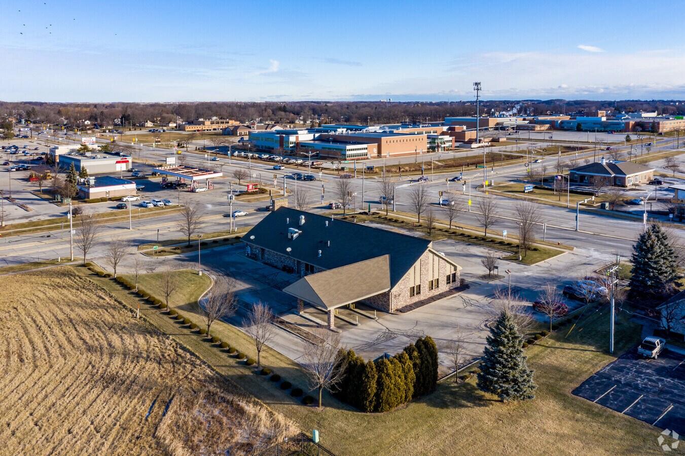 8701 S Howell Ave, Oak Creek, WI 53154 - Retail for Lease | LoopNet