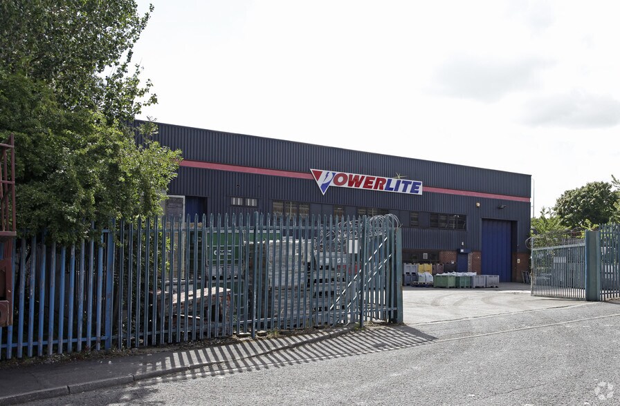 Royds Farm Rd, Leeds, LS12 6DX | LoopNet