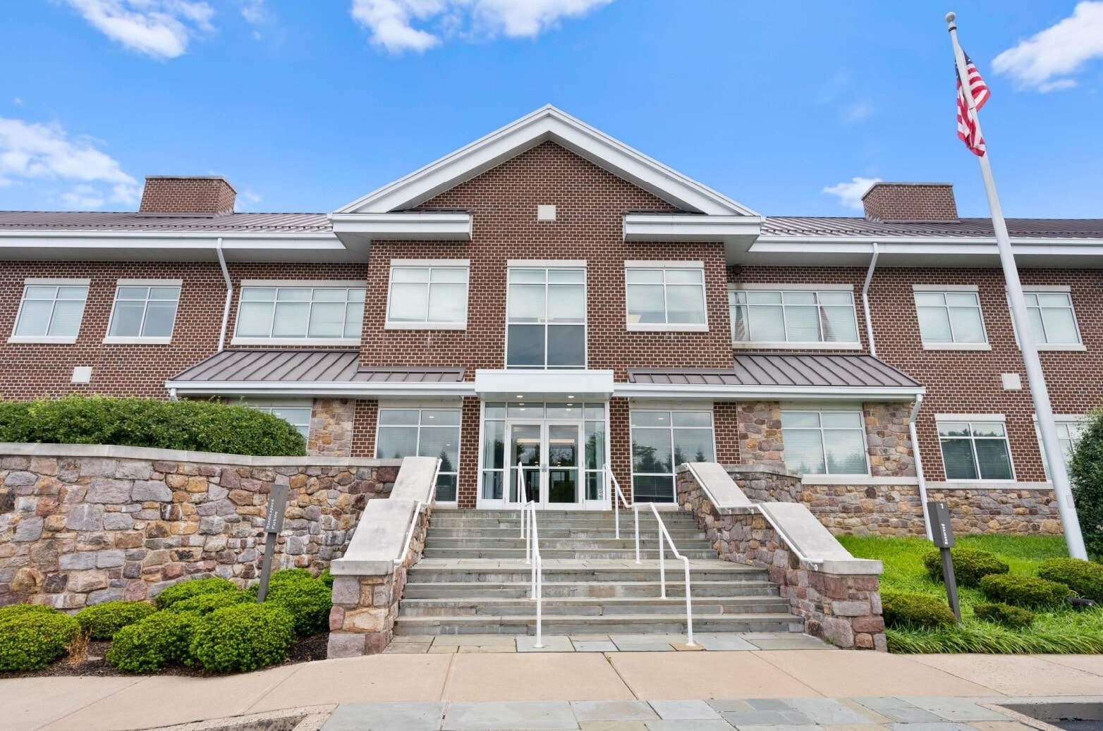 662 Penn St, Newtown, PA 18940 - Office for Sale | LoopNet