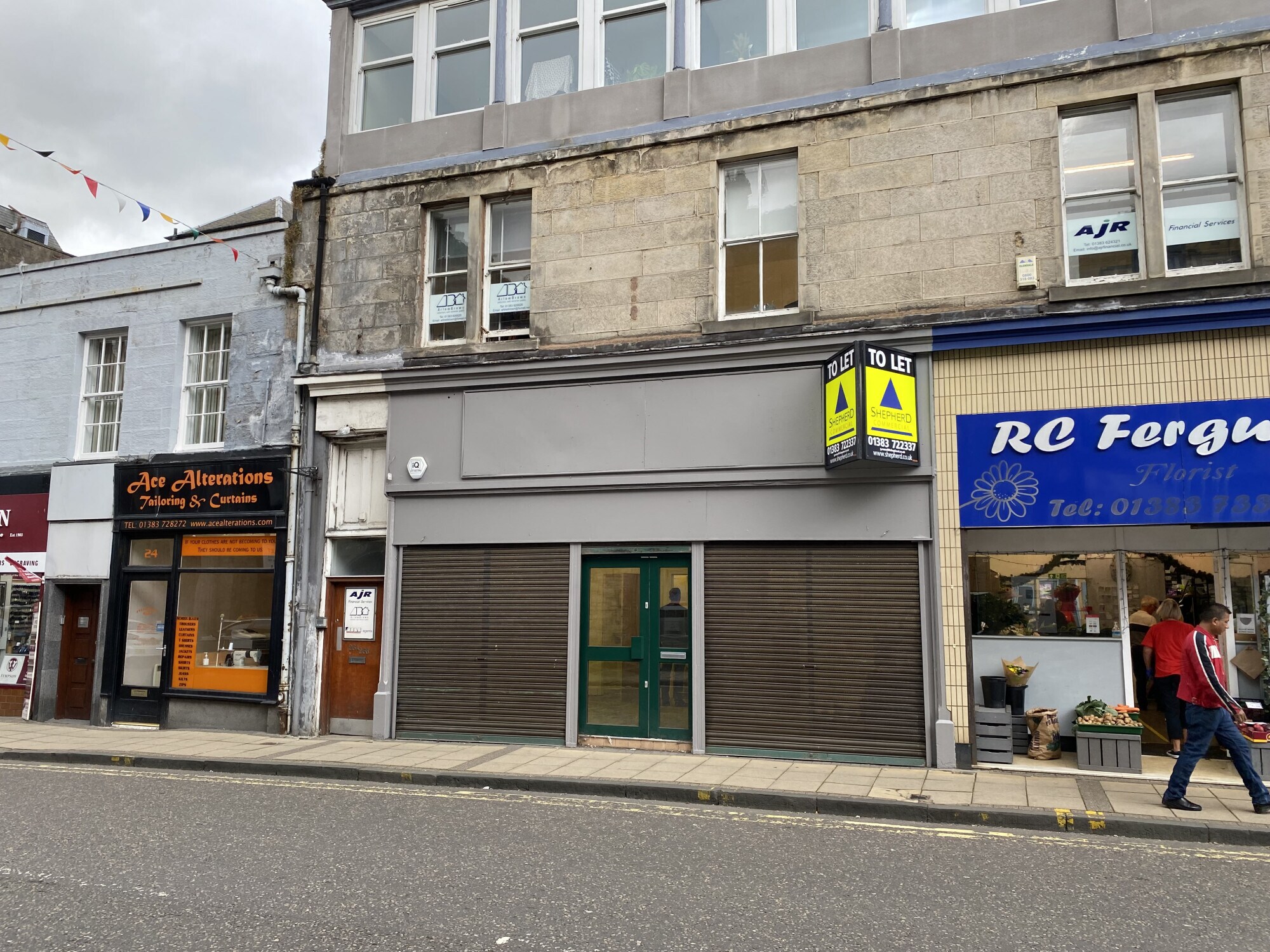 28 East Port, Dunfermline, KY12 7JB | LoopNet