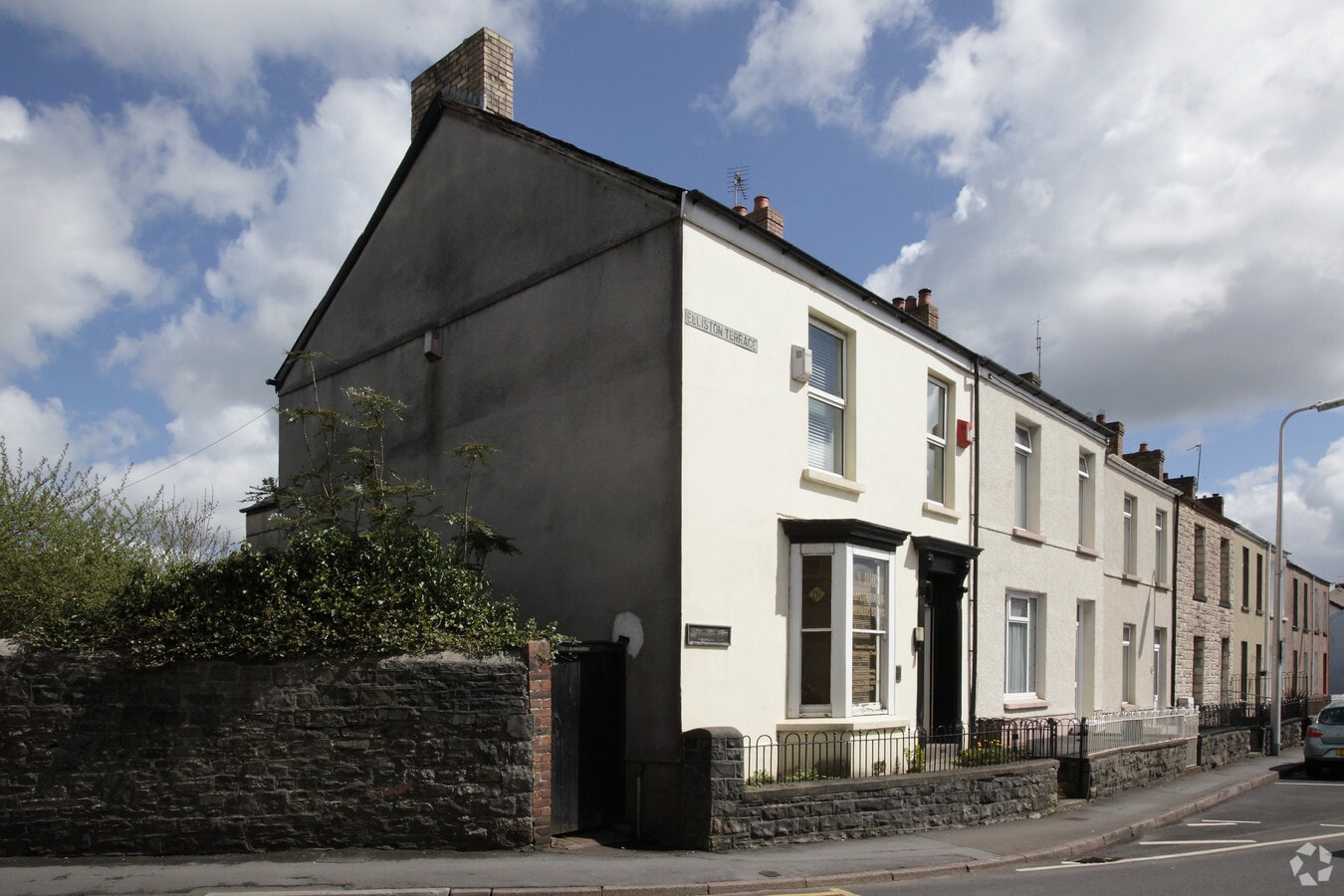 9 Elliston Ter, Carmarthen, SA31 1HA | LoopNet