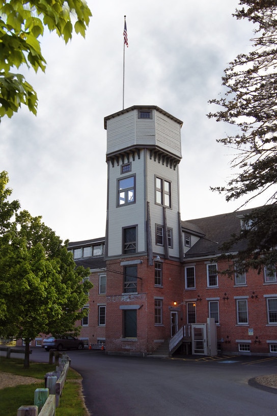 63 Great Rd, Maynard, MA 01754 - Mill Pond Square | LoopNet