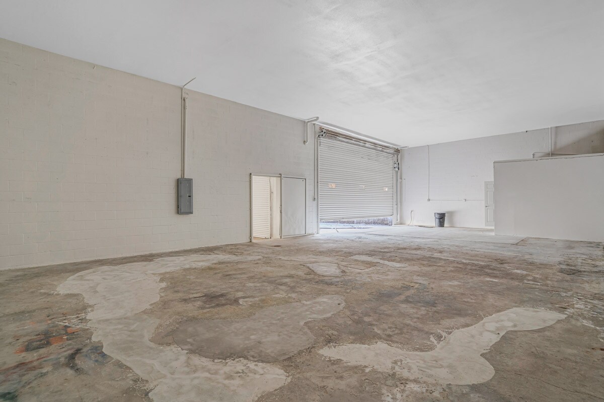 9258 Jamacha Rd, Spring Valley, CA 91977 - Industrial for Lease | LoopNet