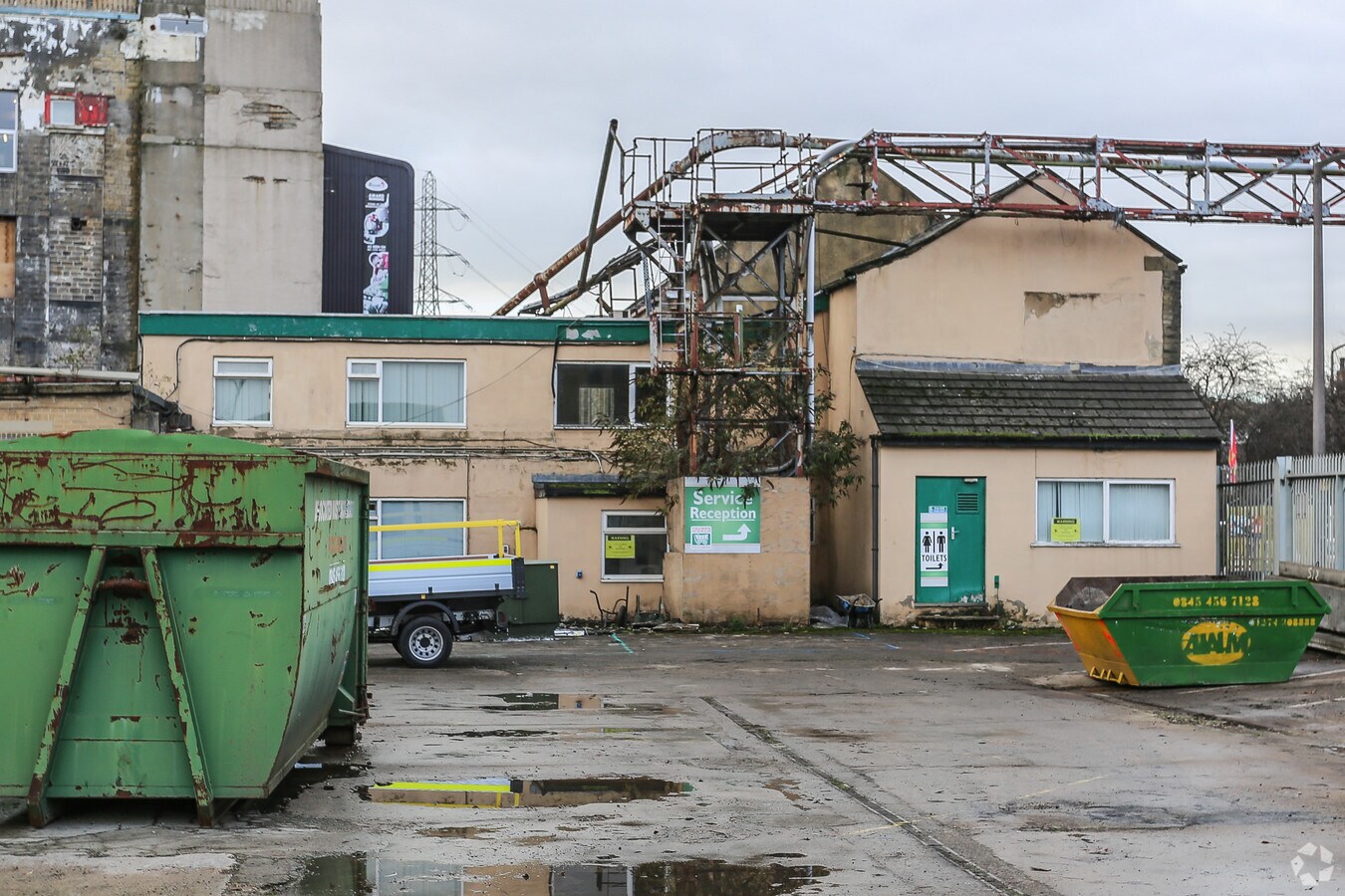 Mill Royd St, Brighouse, WYK HD6 1EY | LoopNet