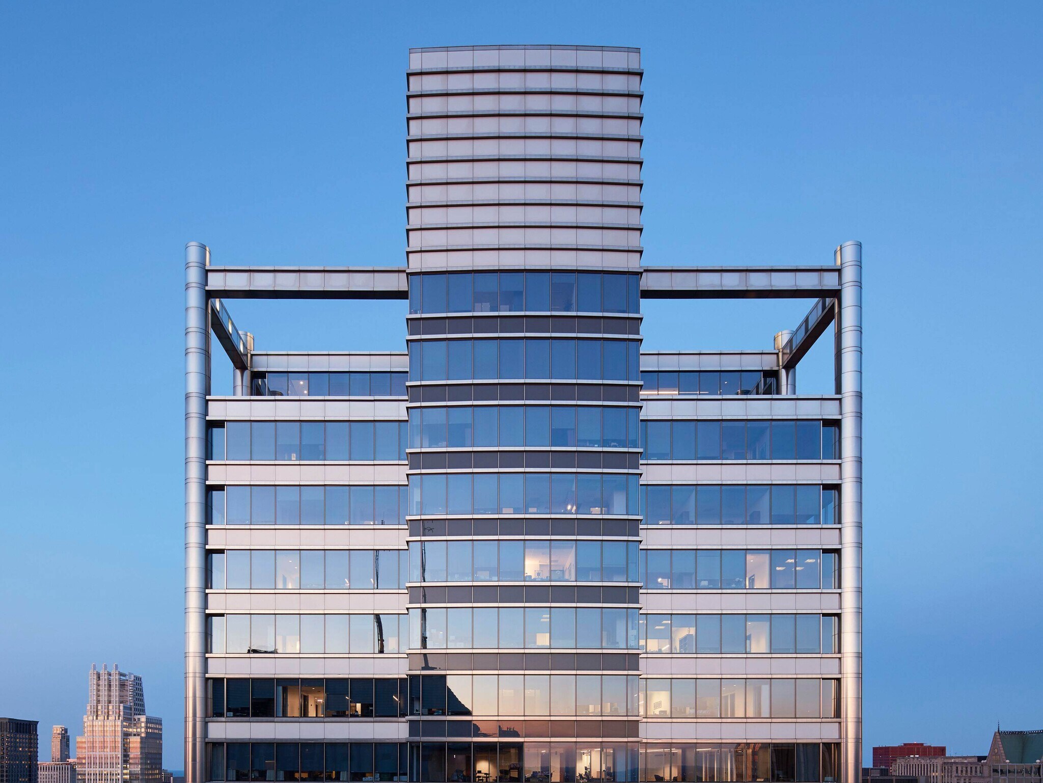 1 N Wacker, Chicago, IL 60606 - One North Wacker | LoopNet