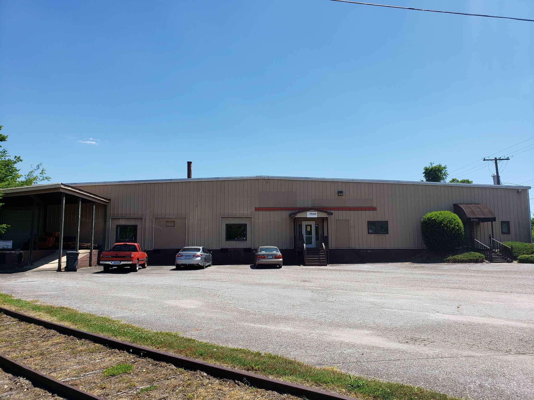 102 Chestnut St, North Wilkesboro, NC 28659 | LoopNet