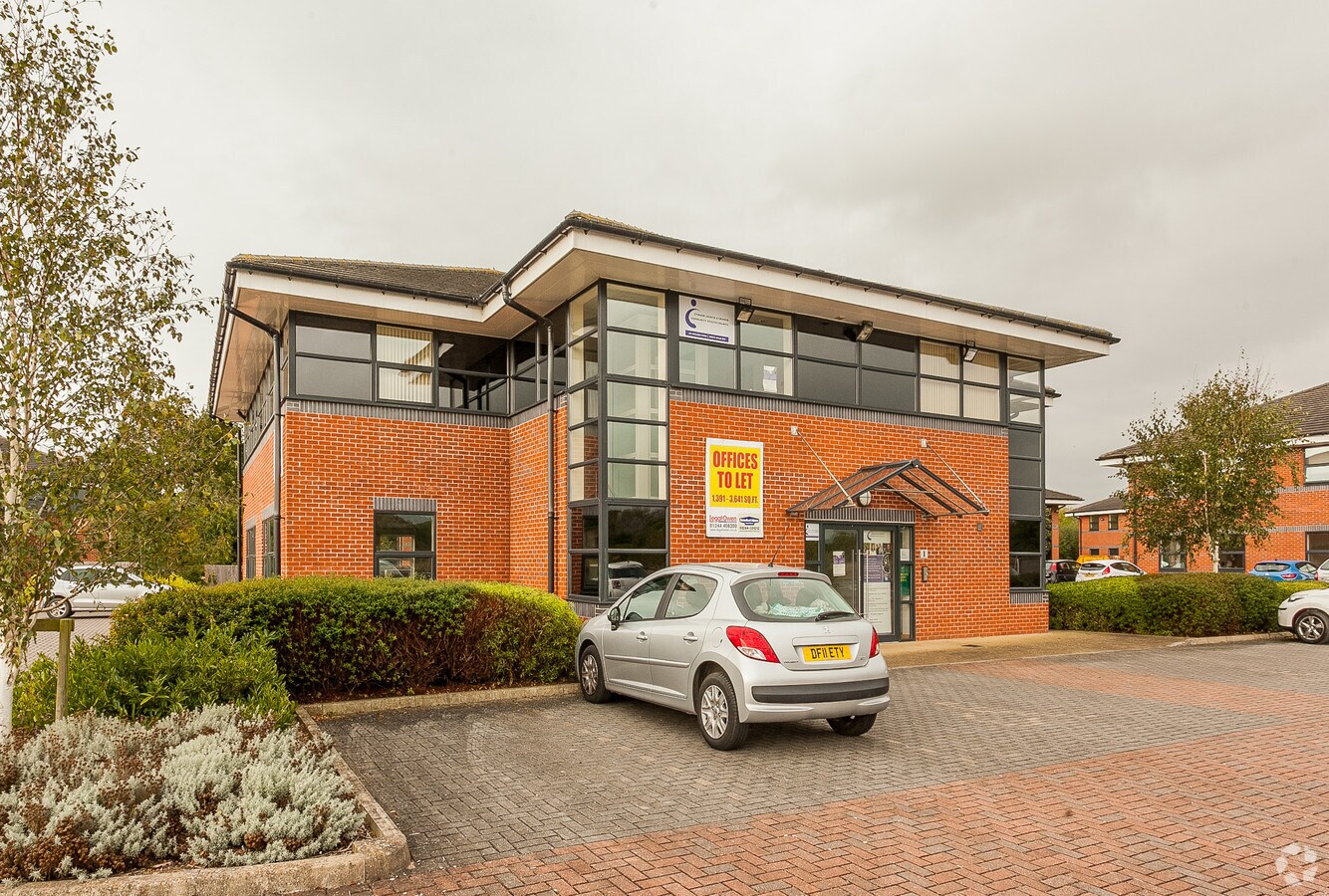 Clywedog Rd S, Wrexham, LL13 9AE - Office for Lease | LoopNet