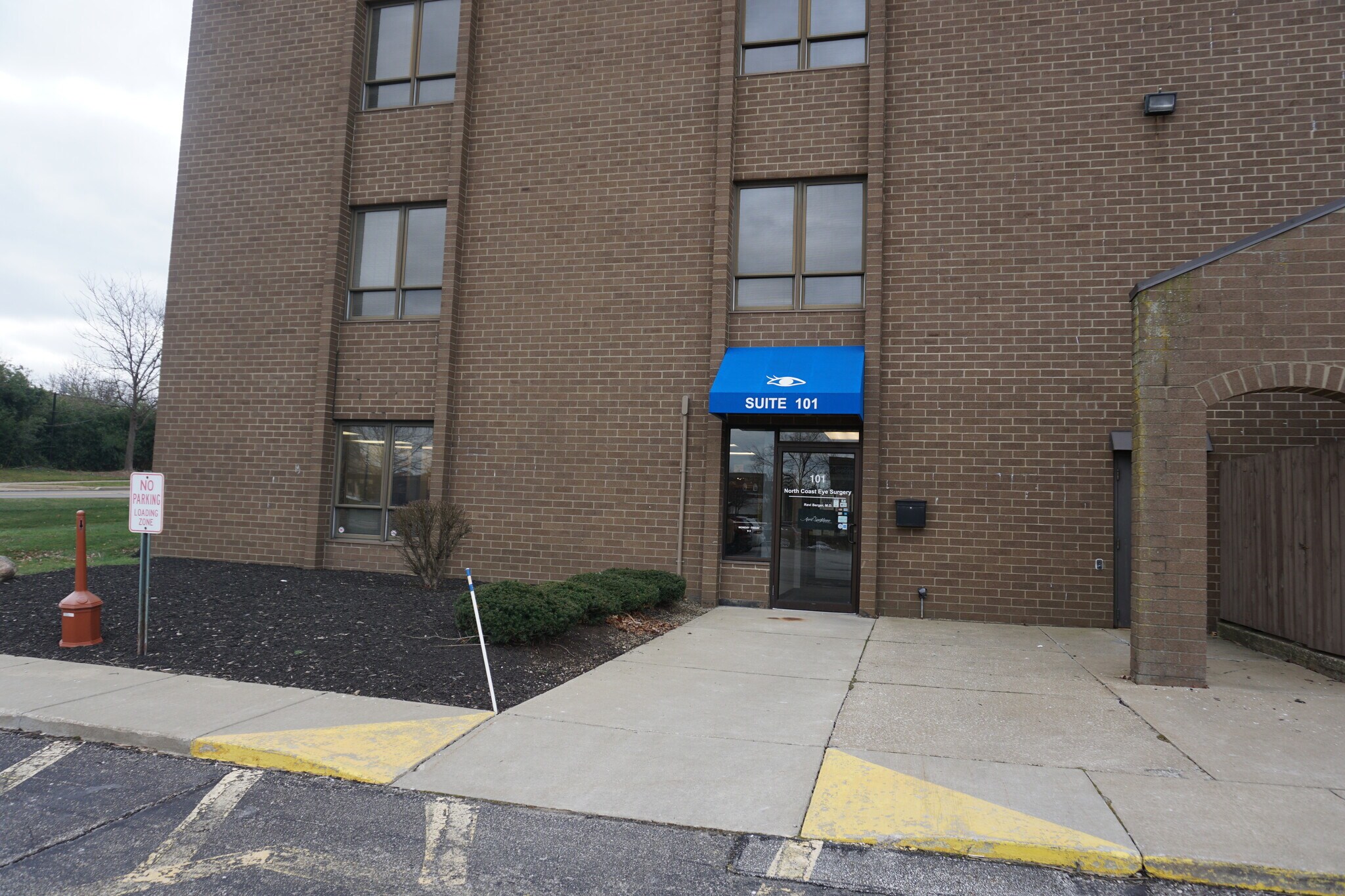 18660 E Bagley Rd, Middleburg Heights, OH 44130 - 18660 Bagley Road ...