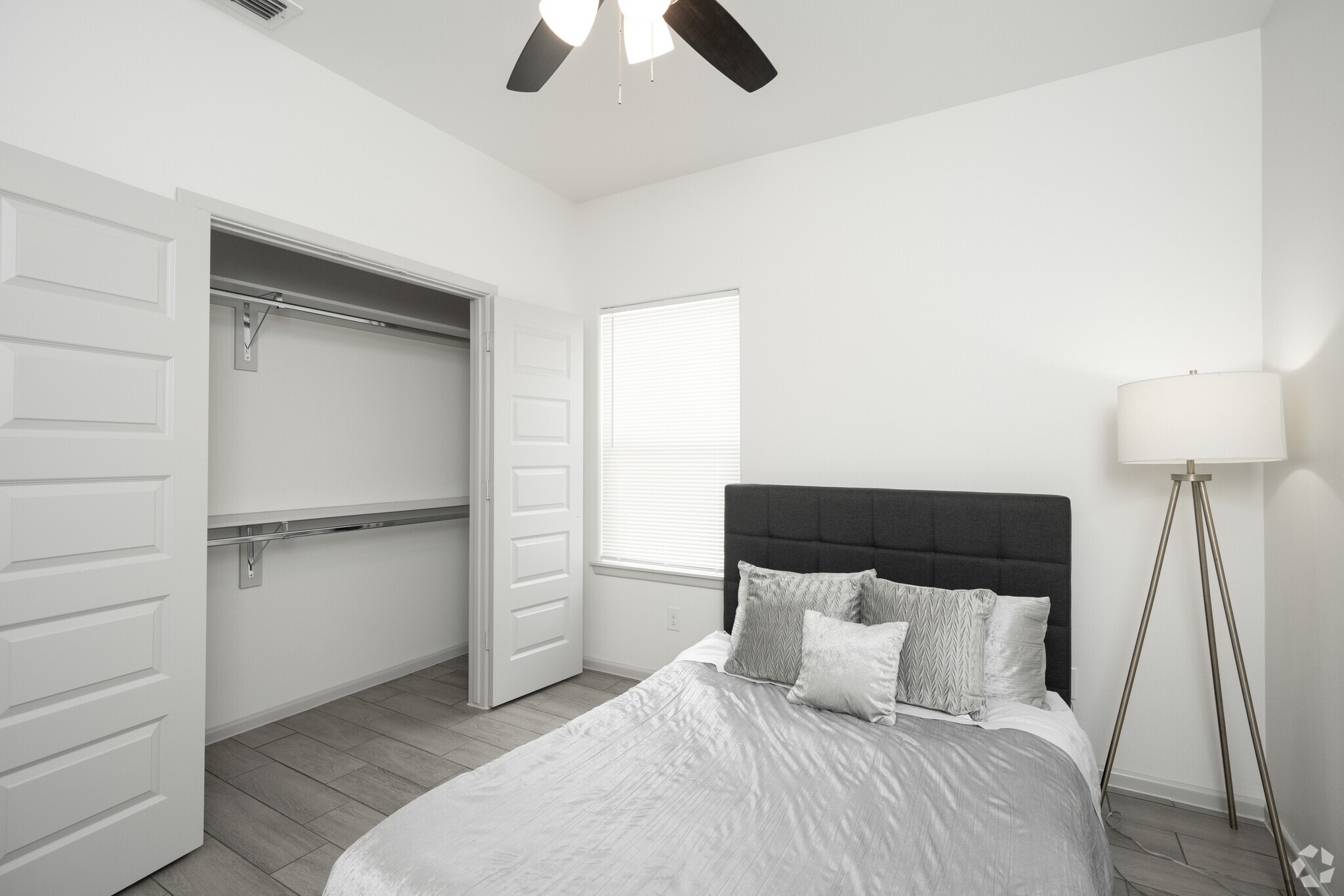 1802 N Sugar Rd, Edinburg, TX 78541 - Multifamily for Sale | LoopNet