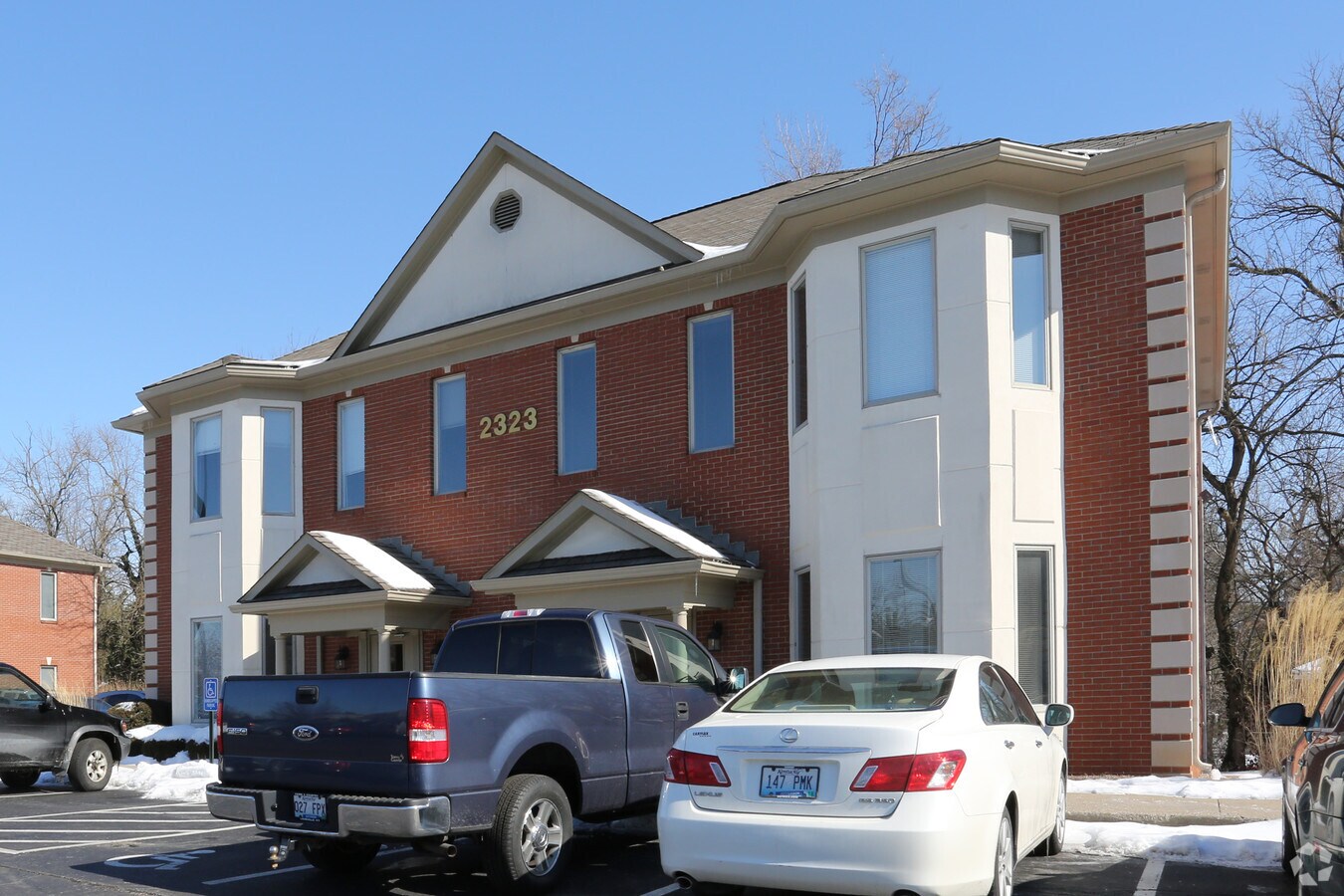 2323 Lime Kiln Ln, Louisville, KY 40222 | LoopNet